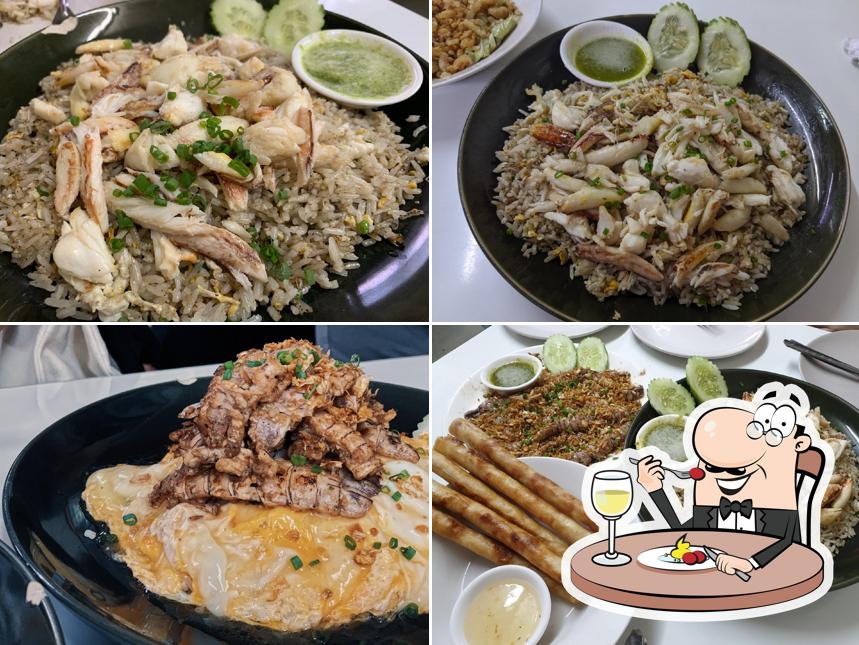 Here Hai Restaurant เฮียให้, Bangkok - Restaurant reviews