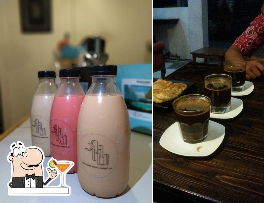 AI & IU Coffee Shop cafe, Manyarejo - Restaurant reviews