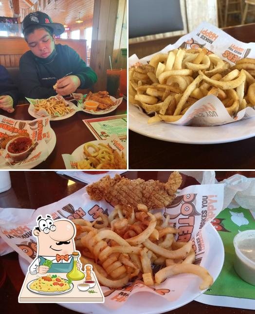 Hooters, 1483 Pleasant Valley Rd in Manchester - Restaurant menu and ...
