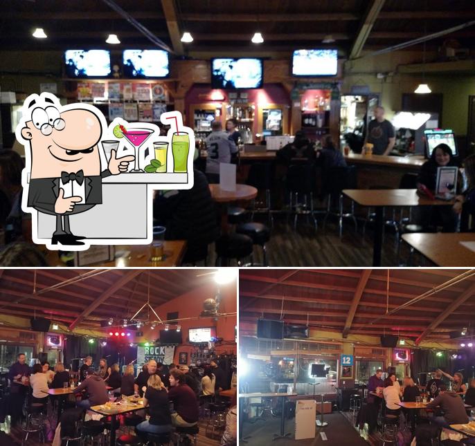 Rocko's Fireside Bar & Grill in Everett - Restaurant menu and reviews