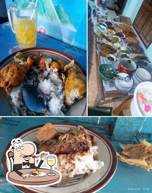 Warung BIRU Tuban restaurant, Tuban - Restaurant reviews