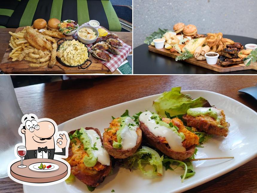 Angle Vale Tavern, Angle Vale - Restaurant menu, prices and reviews