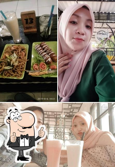 District Cafe, Indonesia - Restaurant reviews