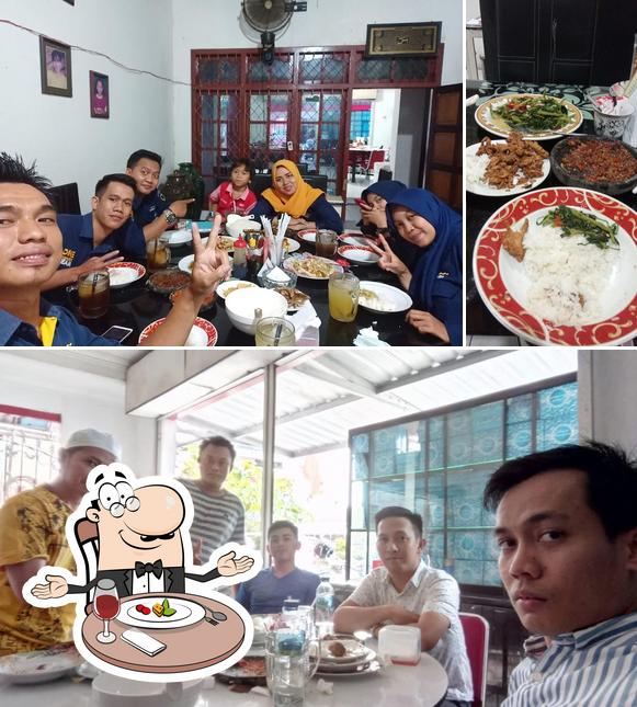 Rm. Bu Tatie restaurant, Mentawa Baru Hilir - Restaurant reviews