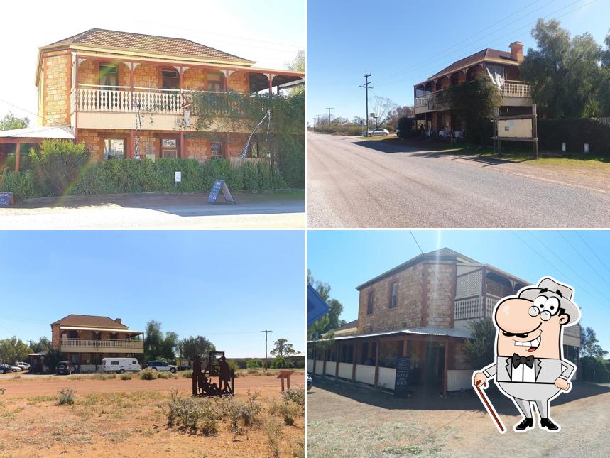 The Old Pindar Hotel in Australia - Restaurant reviews