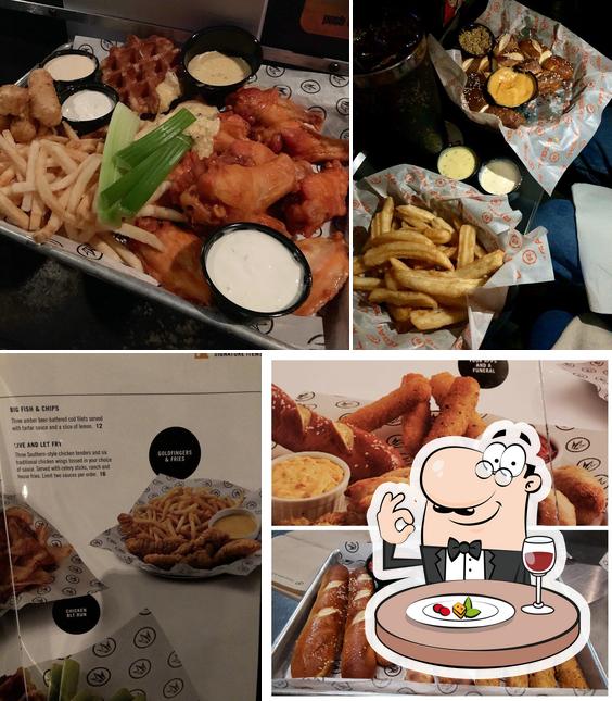 Regal Cinebarre Mountlake, Mountlake Terrace - Restaurant menu, prices ...