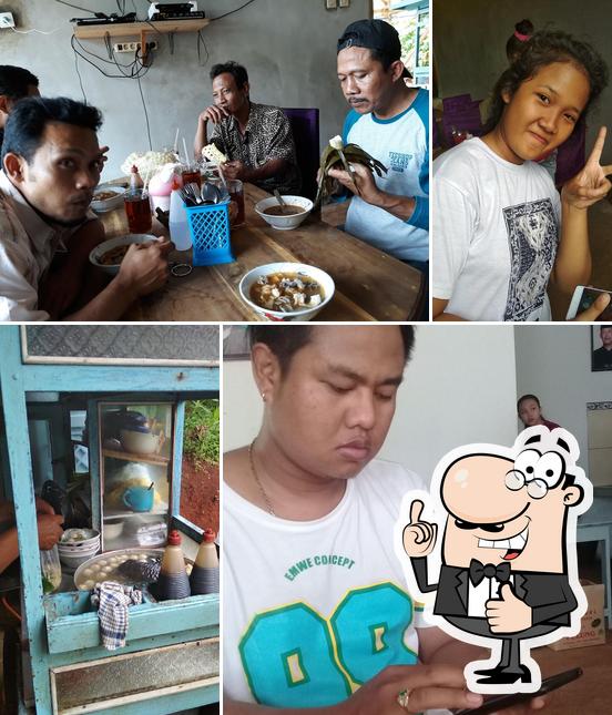 Waring Bakso Planet Om Din Segog cafe, Indonesia - Restaurant reviews