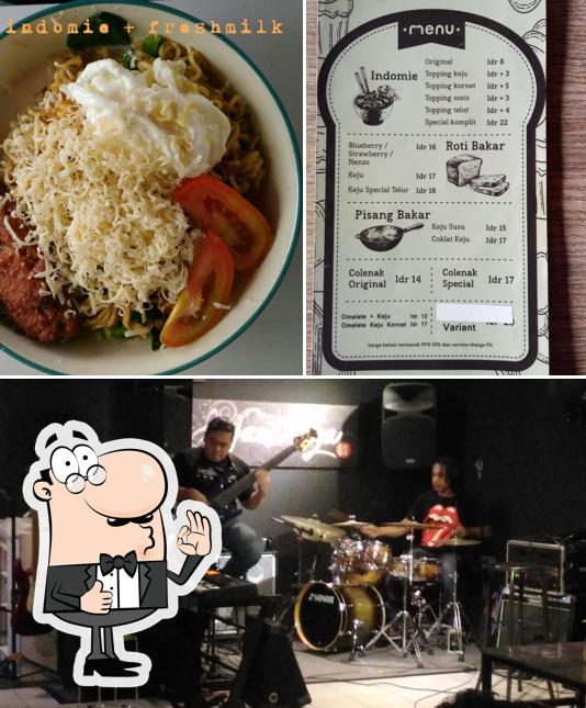 Warung Hitz cafe, Bogor, Jl. Raya Pajajaran No.80 - Restaurant reviews