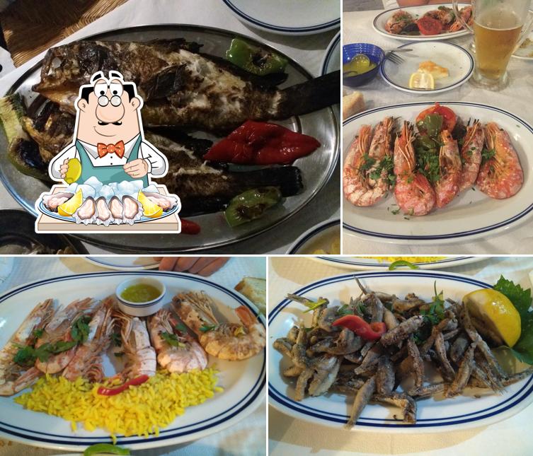 Find the best place to eat in Adamantas, autumn 2024 - Restaurant Guru
