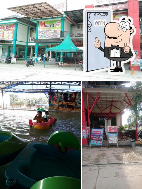 CFC Ujungbatu restaurant, Ujung Batu - Restaurant reviews