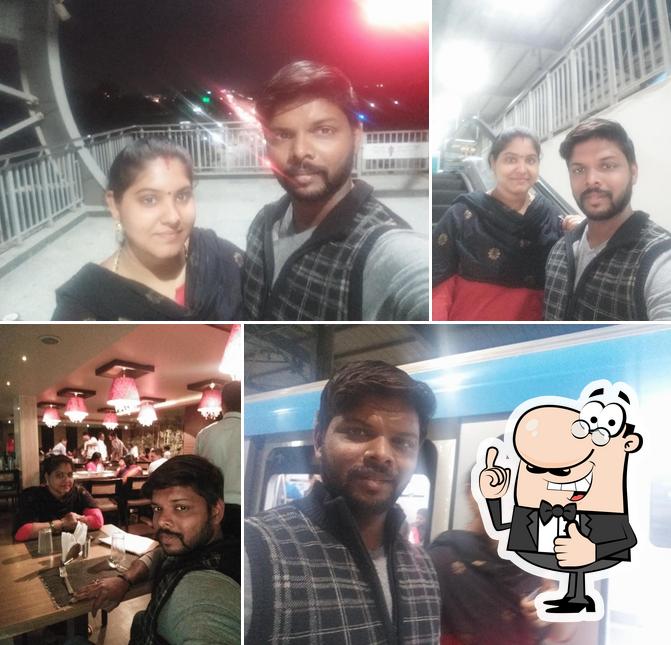Sri Navayuga Hotel, Hyderabad - Restaurant reviews