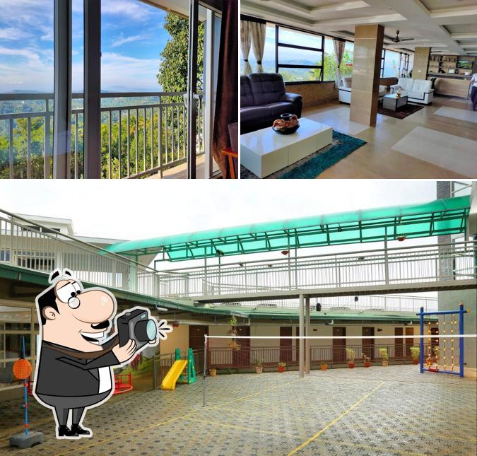 The Munnar Queen Resort, Kannan Devan Hills - Restaurant reviews