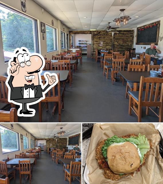 Wagon Wheel Cafe & Saloon, Coldspring - Restaurant menu, prices and reviews