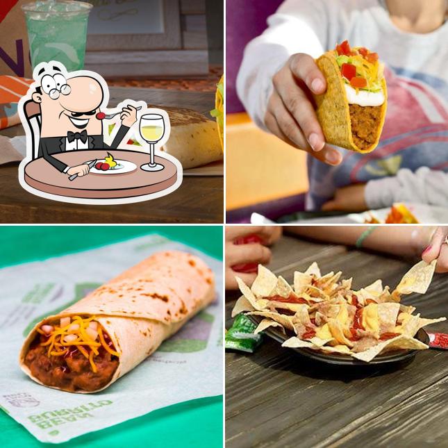 Taco Bell, 6606 Dalrock Rd in Rowlett - Restaurant menu and reviews