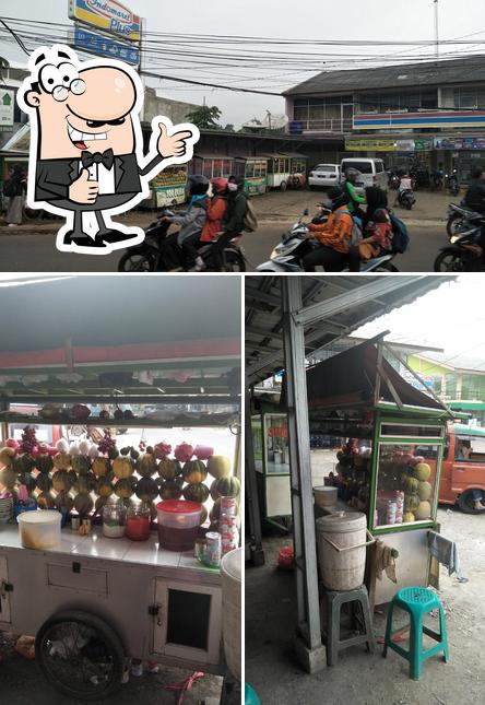 Sop buah cirebon pertigaan padang, Bekasi - Opiniones del restaurante