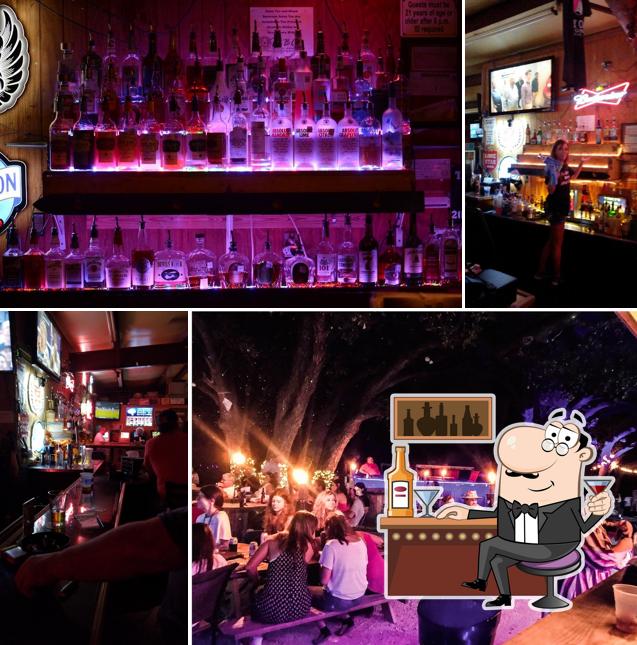 Happy Cow Bar and Grill in New Braunfels - Restaurant menu