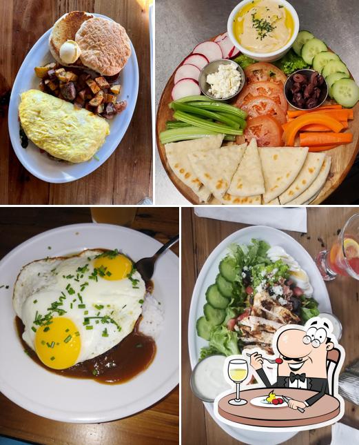 Blue Pine Grill in Gresham - Restaurant menu and reviews