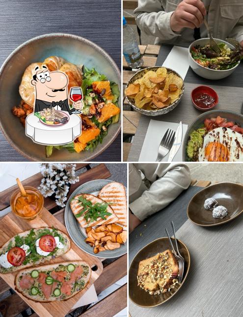 EAT FIT café, Braga - Restaurant menu and reviews
