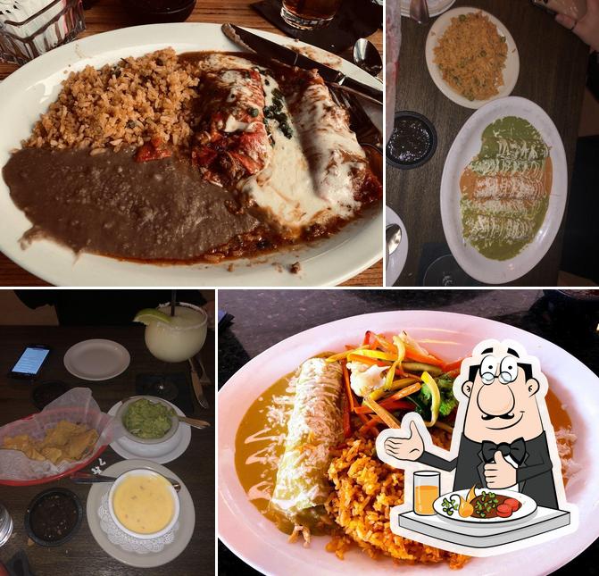 El Mirasol, 938 N Loop 1604 W in San Antonio - Restaurant reviews