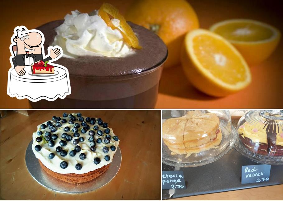 Café Holy Loch Coffee Shop, Dunoon, Holy Loch Marina - Carta del ...