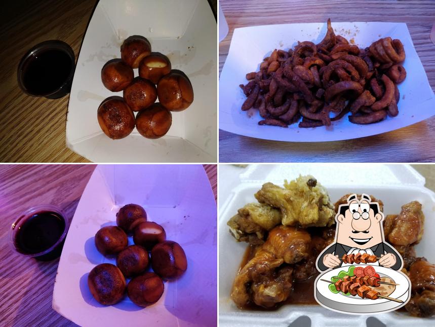 Top 4 restaurants with buffalo wings in Geneva-on-the-Lake, september ...