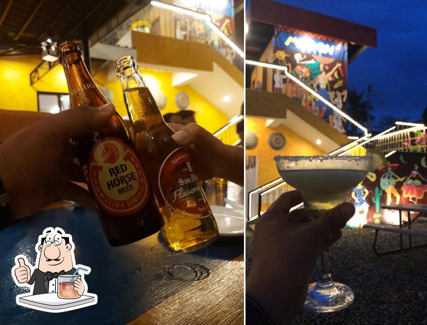 Mooon Cafe - Escaño Beach, Dumaguete - Restaurant menu, prices and reviews