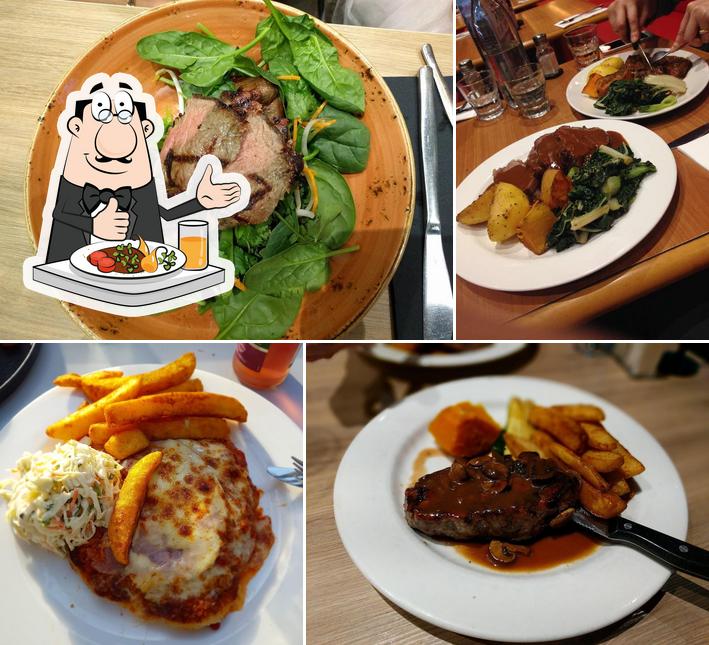 Lower Plenty Hotel in Lower Plenty - Restaurant reviews