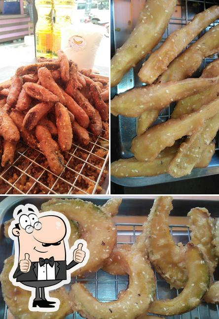 ร้านกล้วยทอดไฮโซ สาขาซีเจบางหลวง restaurant, Phai Hu Chang - Restaurant ...