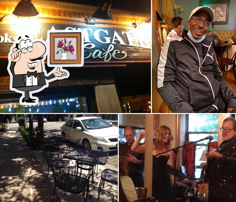 Eastgate Cafe/Bistro in Oak Park - Restaurant menu and reviews