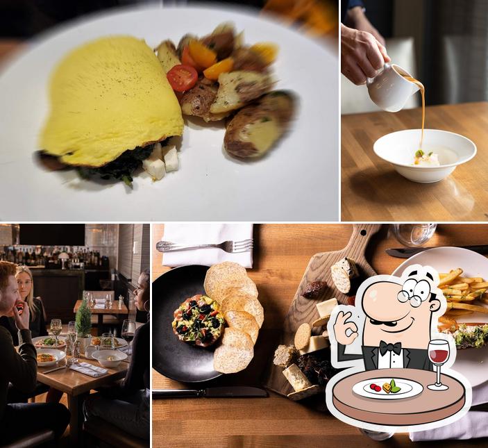 Mezzanine, 246 Spring St in New York City - Restaurant menu and reviews
