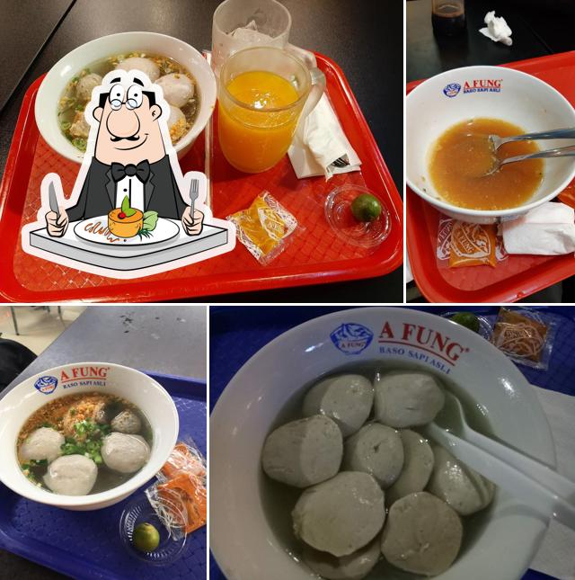 Bakso Afung restaurant, Tangerang, VMF2+3W2 - Restaurant reviews