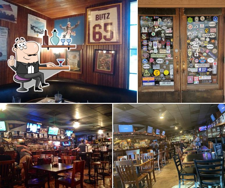 Trident Grill, 2033 E Speedway Blvd in Tucson - Restaurant reviews