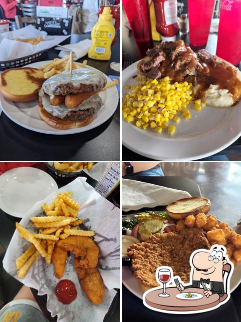 Ref's Sports Bar & Grill, Omaha - Restaurant menu, prices and reviews
