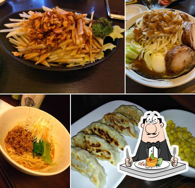 TAKAKI, Bangkok, Ramkhamhaeng - Menú del restaurante, precios y reseñas