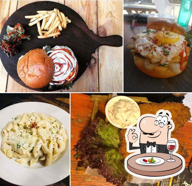 Between Your Buns, Pune - Restaurant menu, prices and reviews