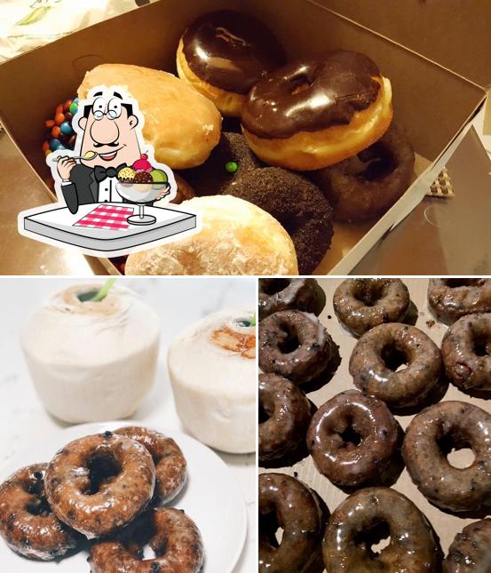 M & M Donuts, Anaheim - Restaurant menu, prices and reviews