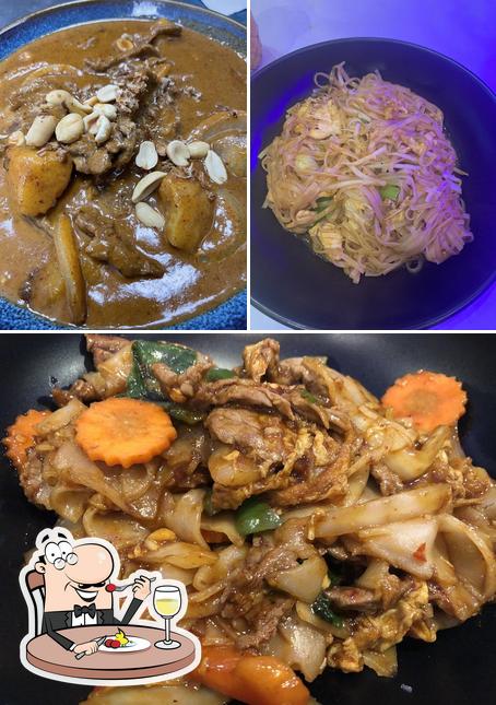UThai Bistro, Woodbury - Restaurant menu, prices and reviews