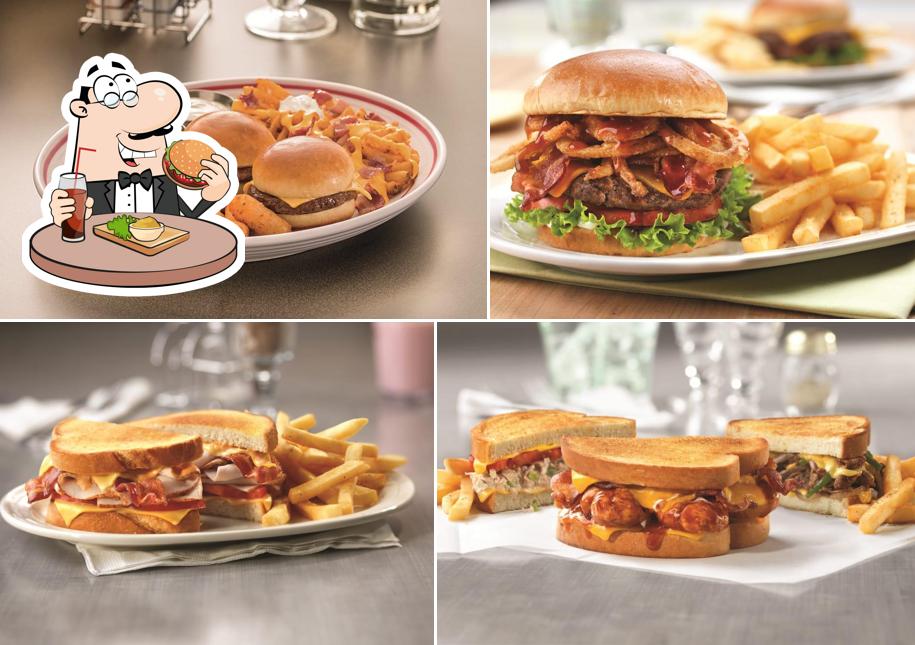 Friendly's, 2309 N Triphammer Rd in Ithaca - Restaurant menu and reviews