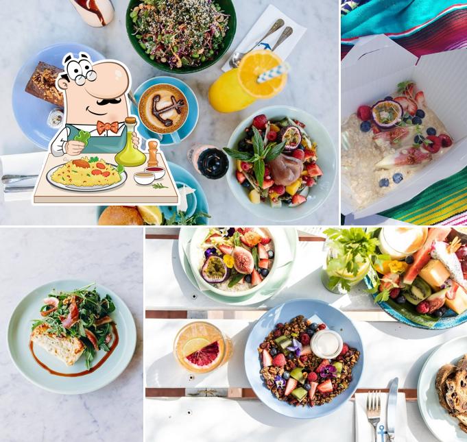 Whale Beach Deli in Whale Beach - Restaurant menu and reviews