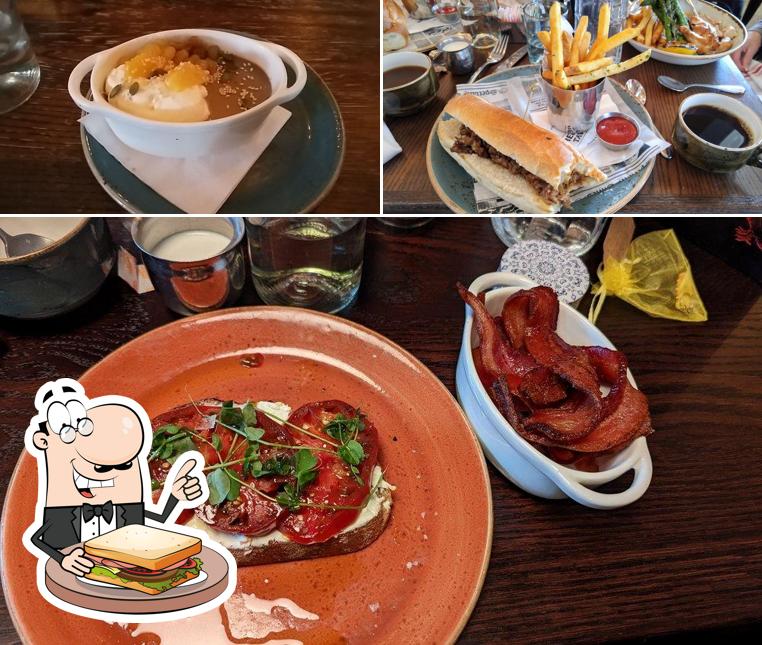 Red Owl Tavern, Philadelphia - Restaurant menu, prices and reviews
