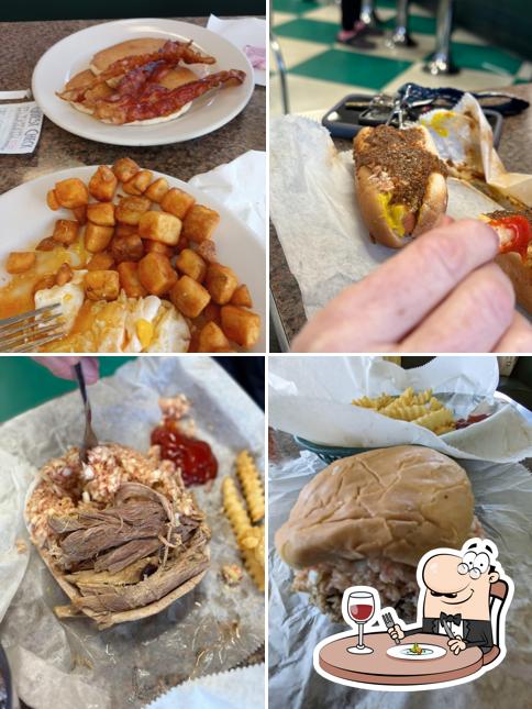 College Barbecue, Salisbury - Restaurant menu, prices and reviews