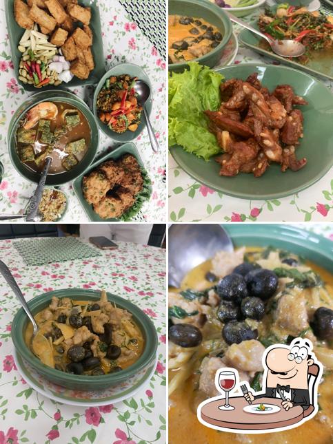 มัดหมี่ อาหารไทย restaurant, Tha Hin - Restaurant reviews