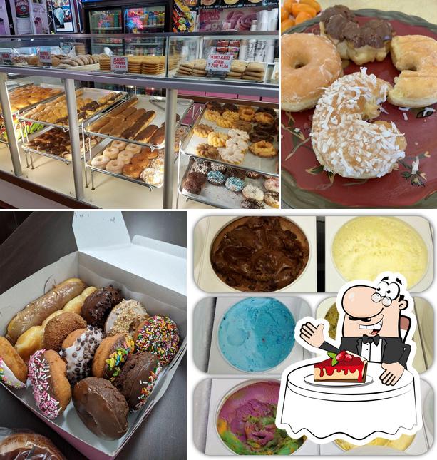 Jolly Donuts, 7249 CA-27 in Los Angeles - Restaurant menu and reviews