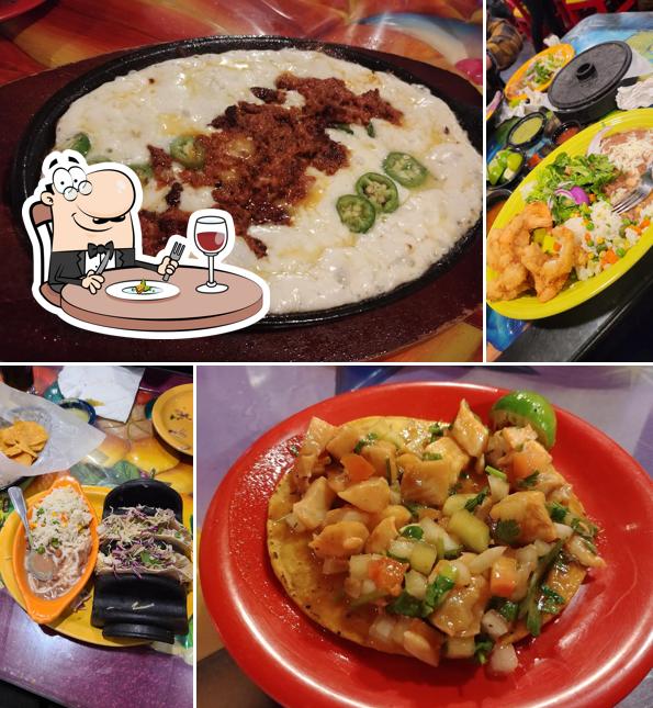 Mariscos Playa Hermosa, Phoenix - Restaurant menu, prices and reviews