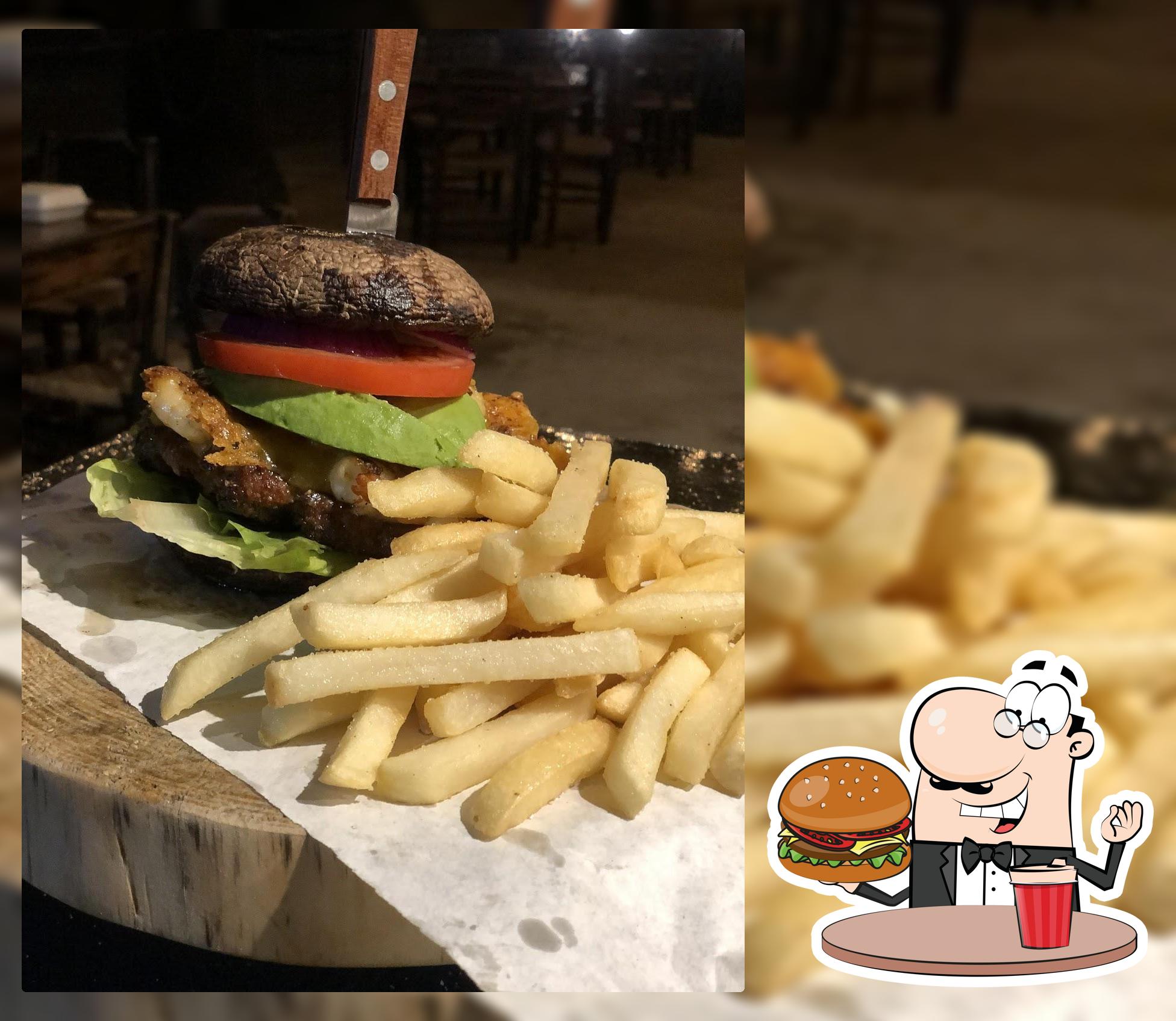 Corner burger restaurant, Puerto Vallarta - Restaurant reviews