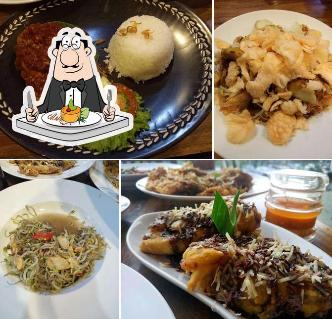 Restoran Kembang Lawang CCM restaurant, Bogor - Restaurant menu and reviews