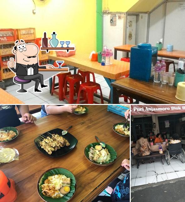 Nasi Ayam Kemuning Mbak Jum restaurant, Semarang - Restaurant reviews