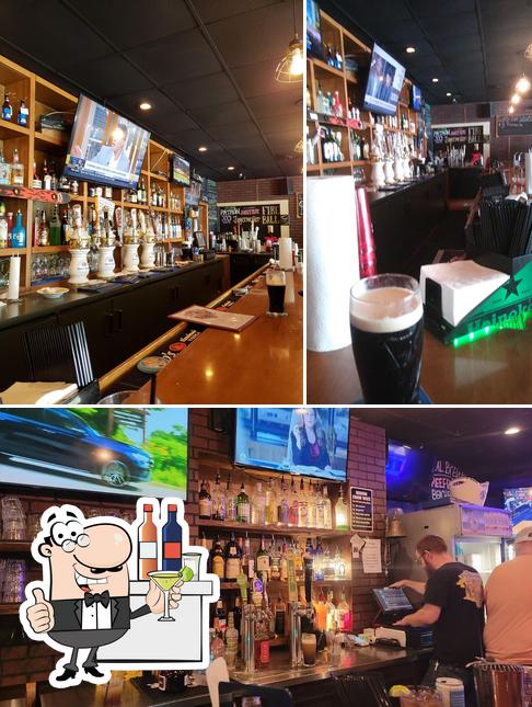 The Dog & Parrot Beach Pub, Indian Shores - Restaurant menu, prices and ...