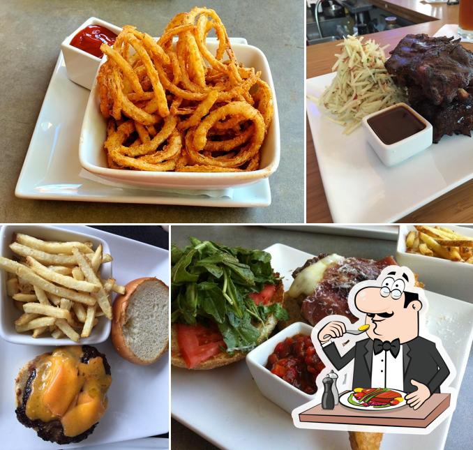 Square Burger in McKinney - Restaurant menu and reviews