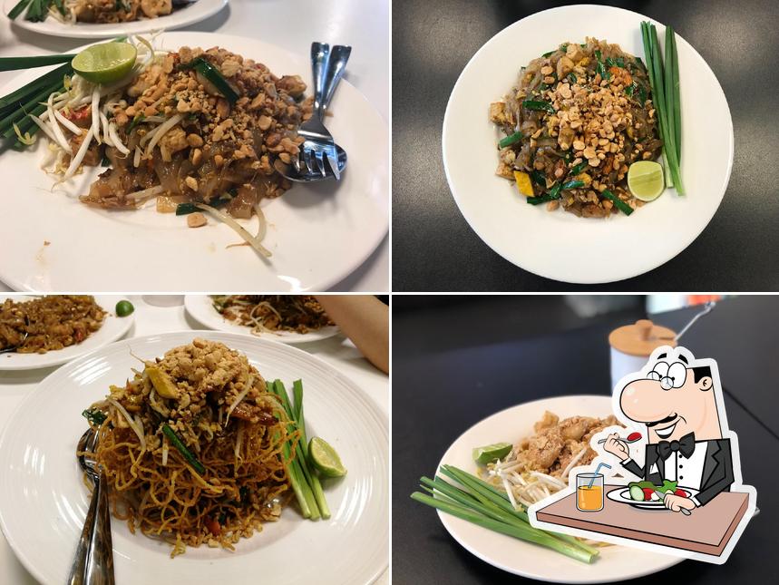 369 ผัดไทยกุ้งสด restaurant, Bangkok - Restaurant reviews
